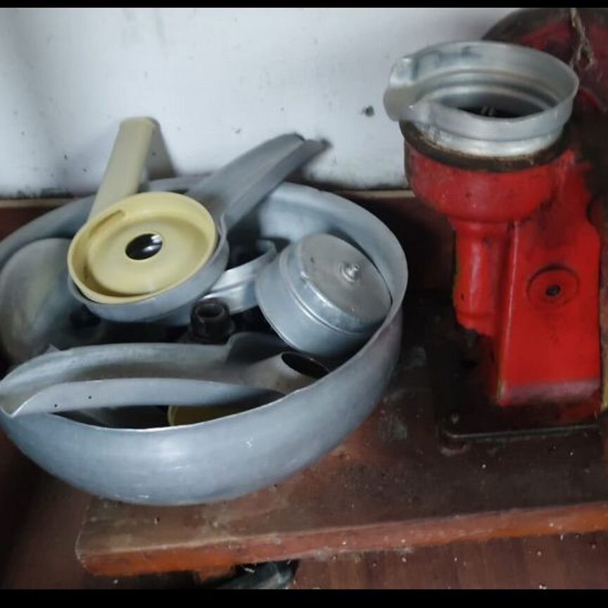 Сепаратор для молока ручной бу