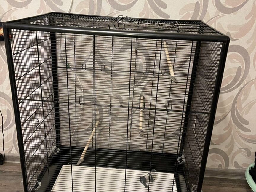 Огромная клетка для птиц,попугаев