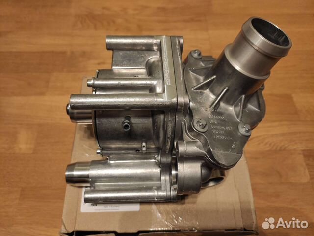 Водяной насос помпа VAG 4.2TDI купить в Москве VAG 057121011R | Авито
