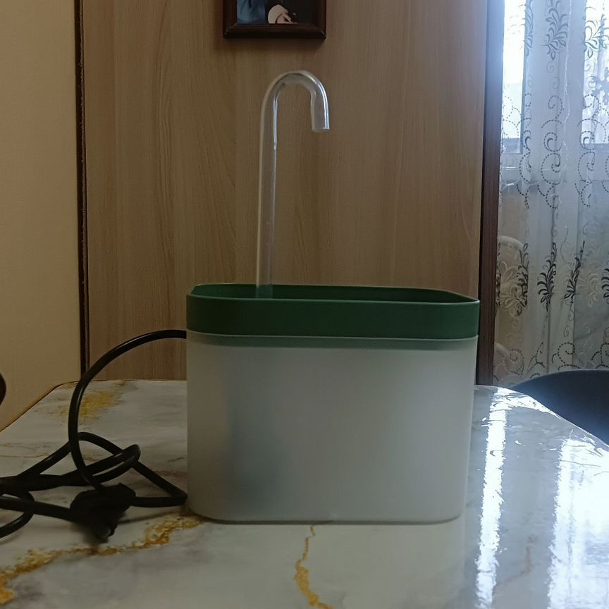 Поильник фонтан для животных