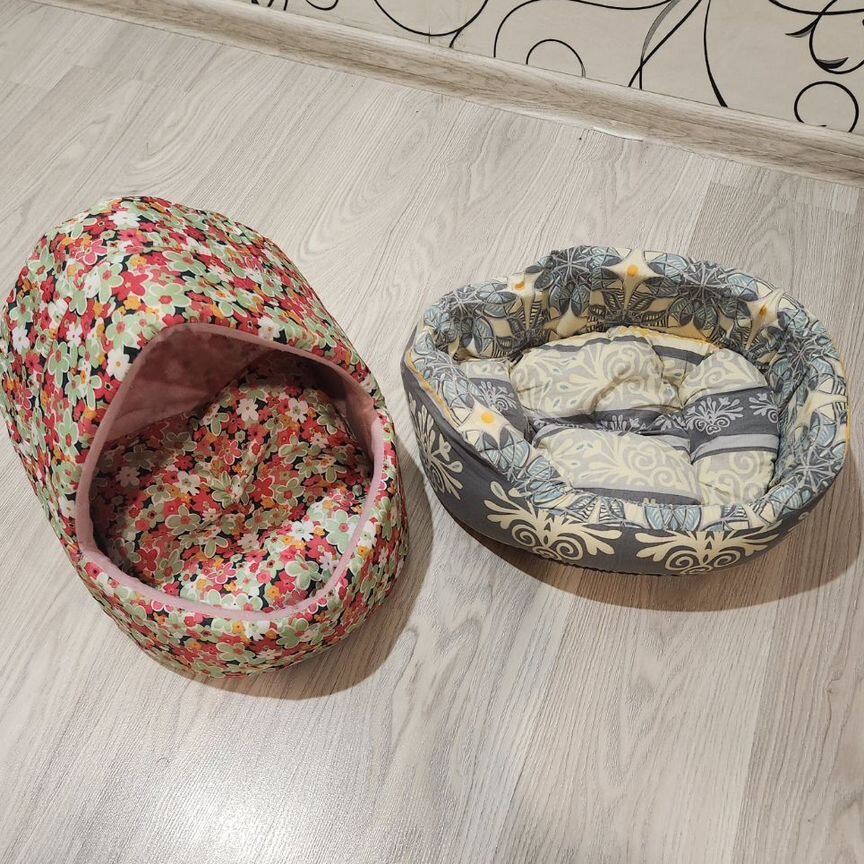 Лежанка домик