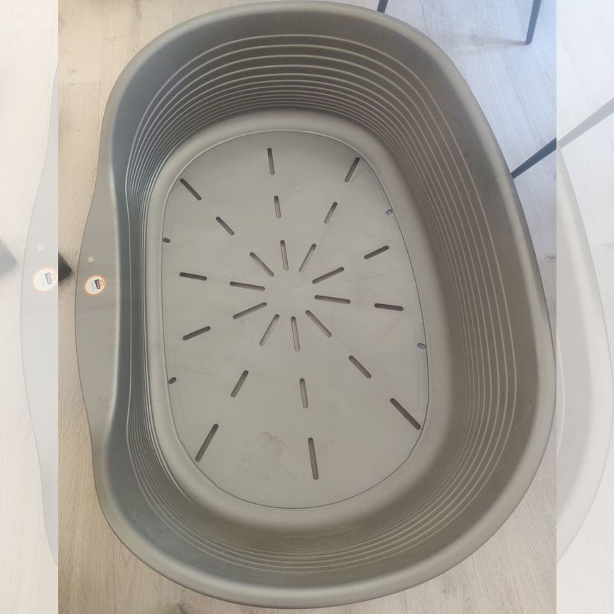 Лежак для собаки пластиковый