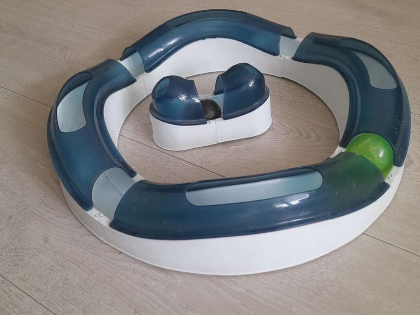 Игровой круг для кошек и собак