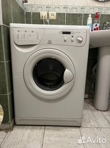 Стиральная машина indesit Evolution we105x рабоч купить в Москве ...
