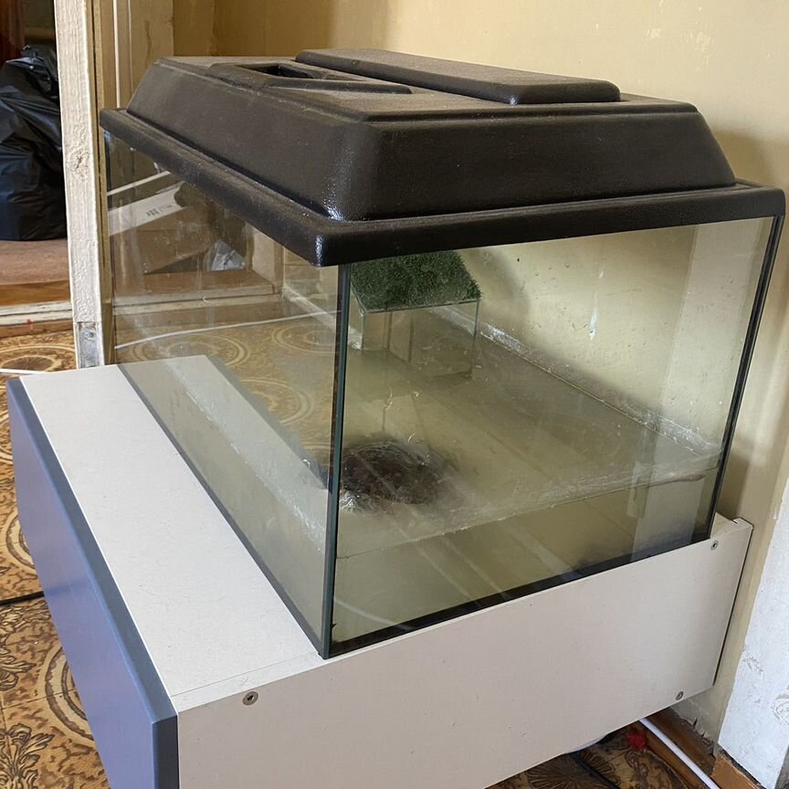Аквариум с тумбой