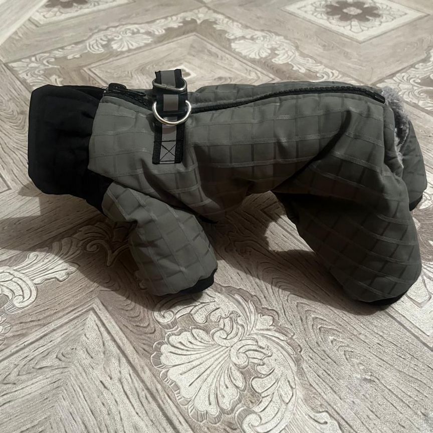 Зимний комбинезон для щенка