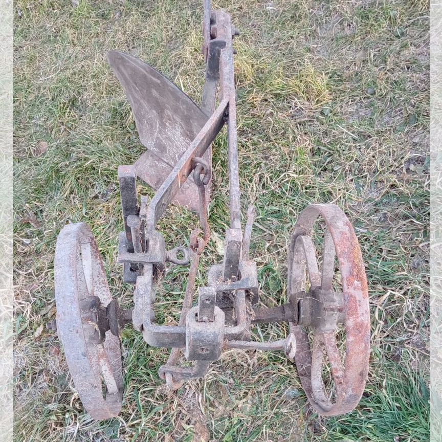 Конный плуг