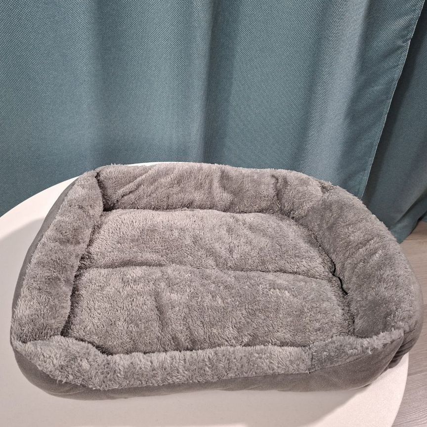 Лежанка для маленьких собак и кошек, новая