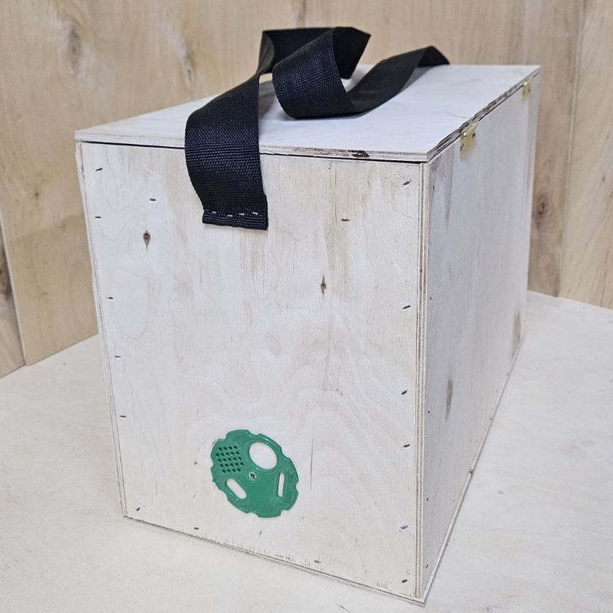 Ловушка для пчел, Роевня для пчёл, Рамконос