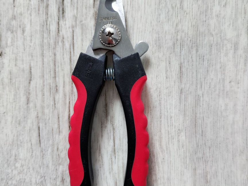 Когтерезка для кошек и собак