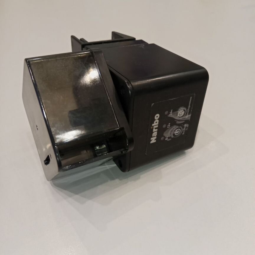 Автоматическая кормушка для рыб