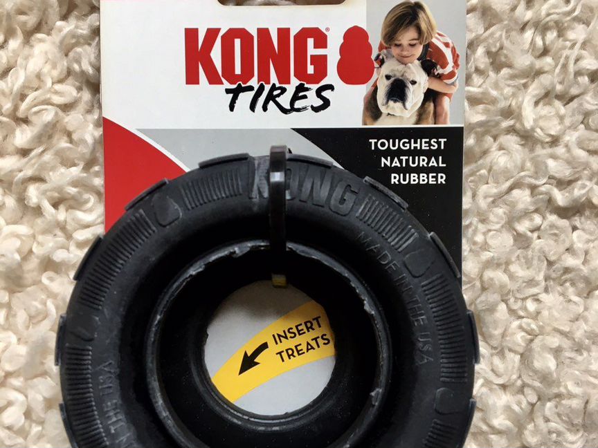 Игрушка kong extreme tires S- 16кг. (оригинал )