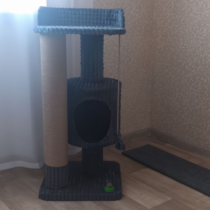 Когтеточка с домиком и лежанкой бу