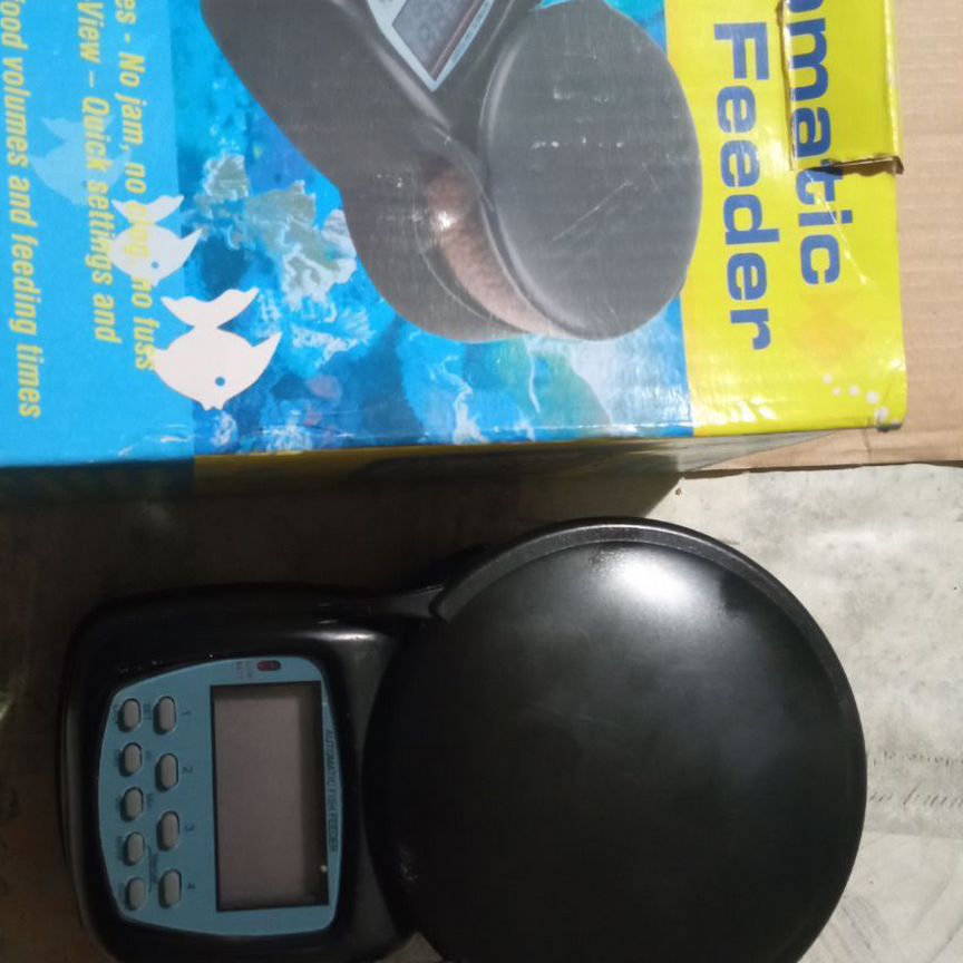 Кормушка для рыбок