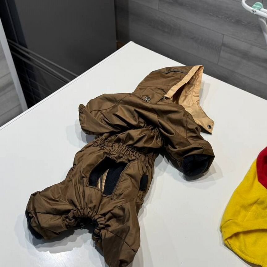 Комбинезон для маленькой собаки