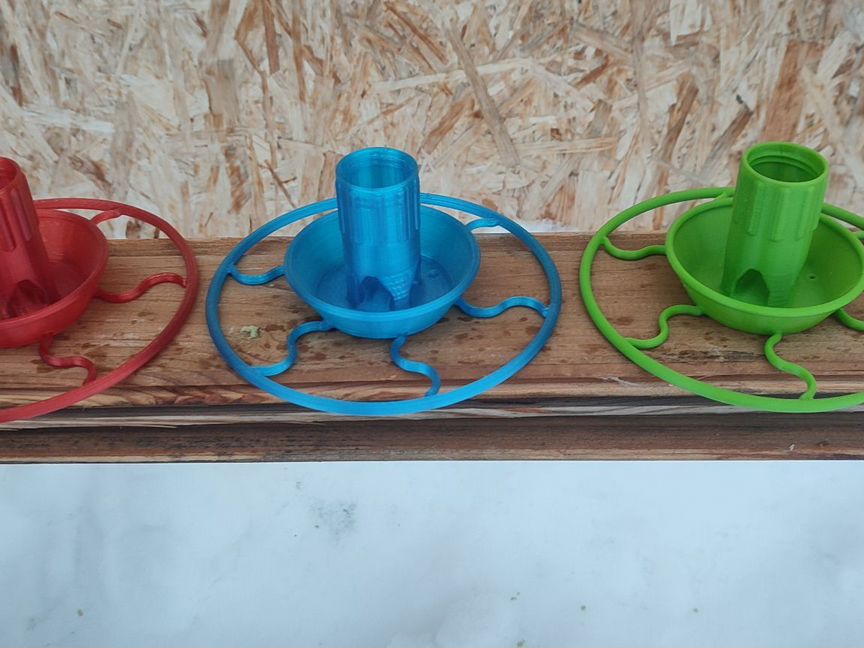 Кормушка уличная для птиц