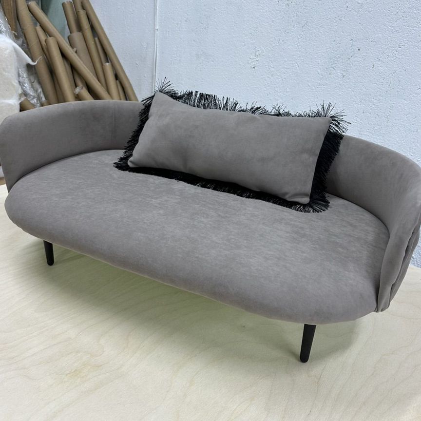 Лежанка хl 90*50 на черных ножках