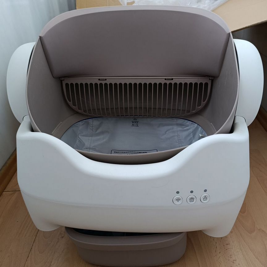 Автоматический лоток для кошек