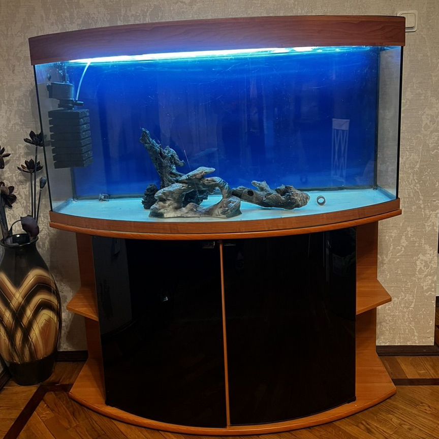 Аквариум б/у с тумбой 400 литров