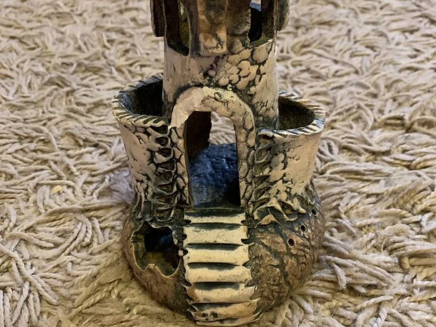 Декоративный домик для рыб