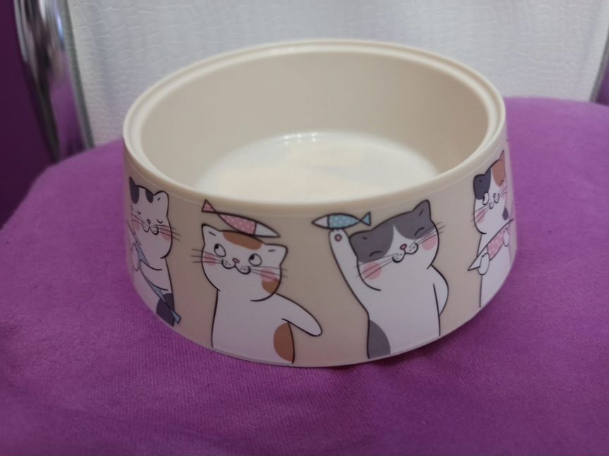 Кошачья кормушка