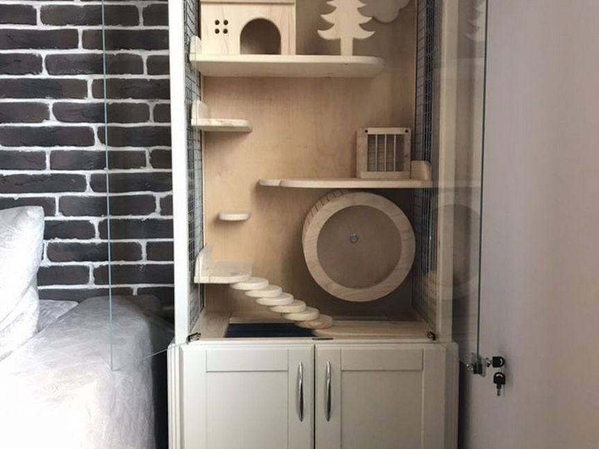 Витрина для шиншилл, делу «Тайга» с тумбой