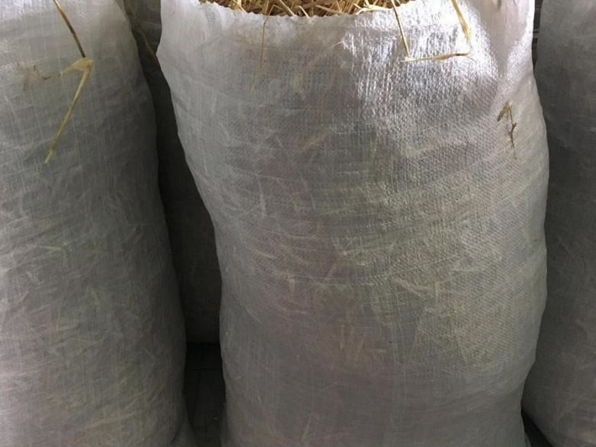 Солома для подстилки