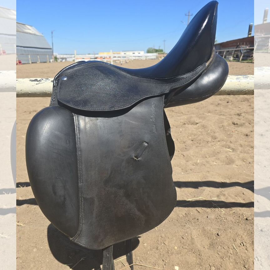 Седло выездковое