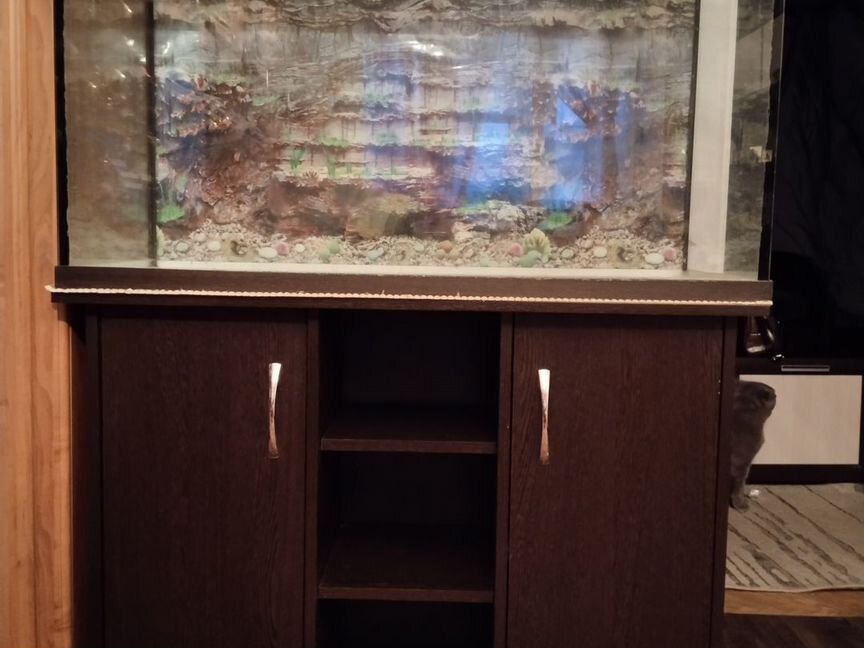 Аквариум 210л с тумбочкой