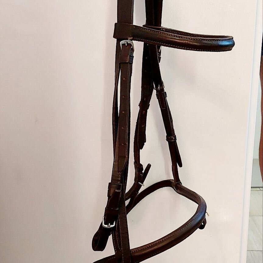 Оголовье трензельное, коричневое