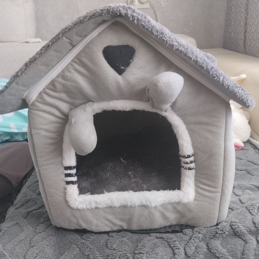 Домик для кошек и собак