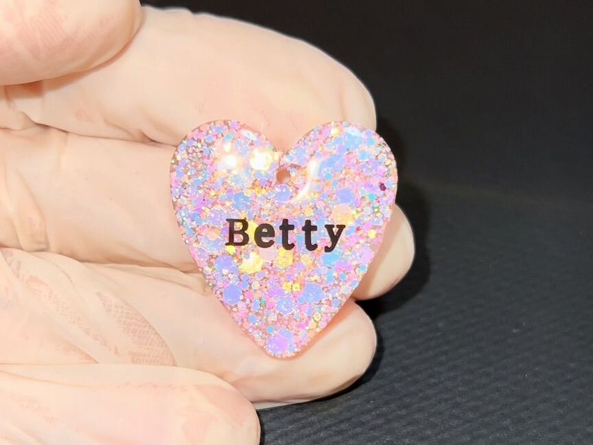 Адресник из эпоксидной смолы