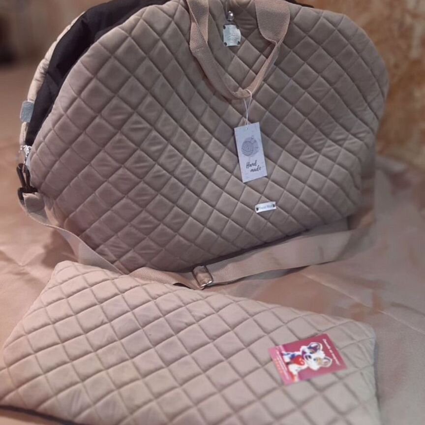 Автокресло, переноска, лежак для собаки