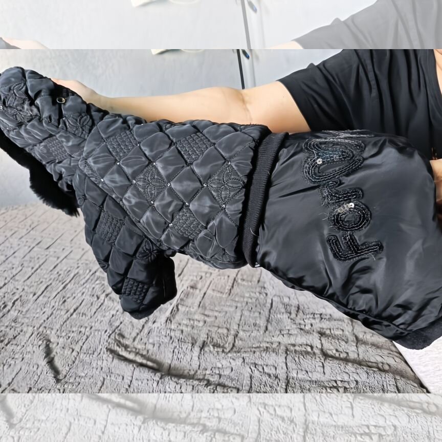 Комбинезон для маленькой собаки