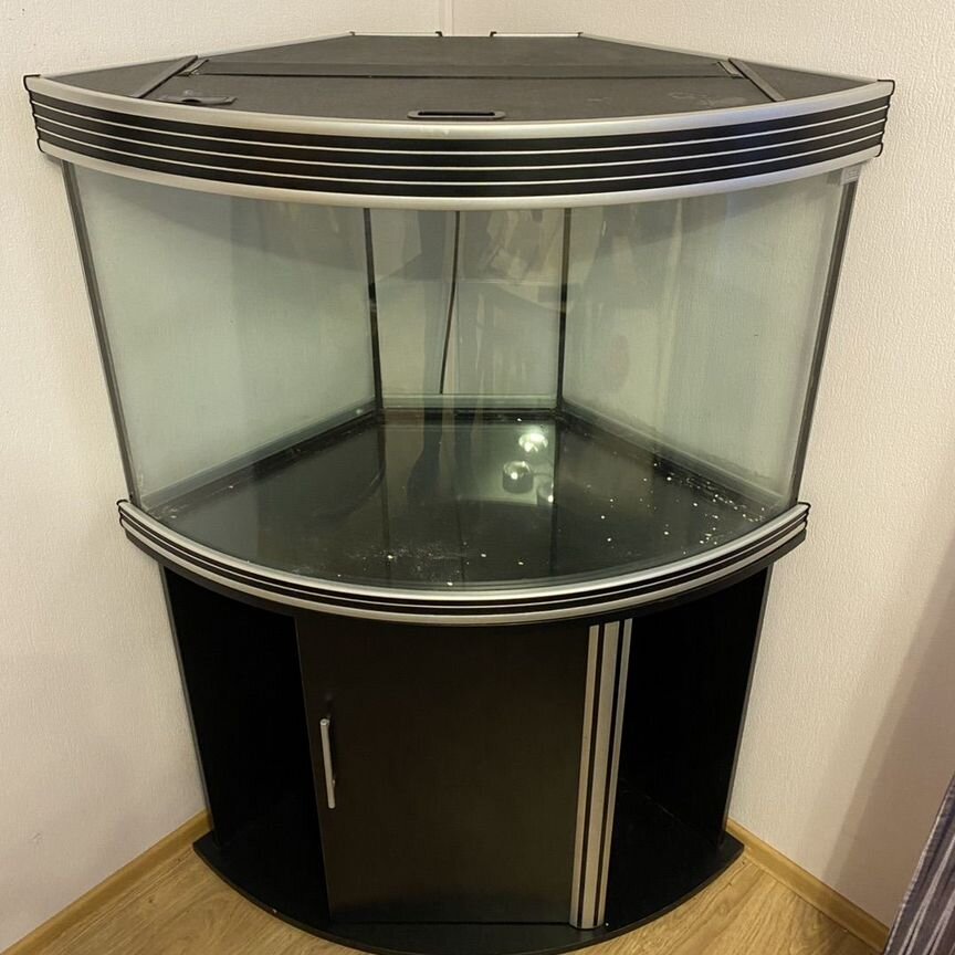 Аквариум с тумбой