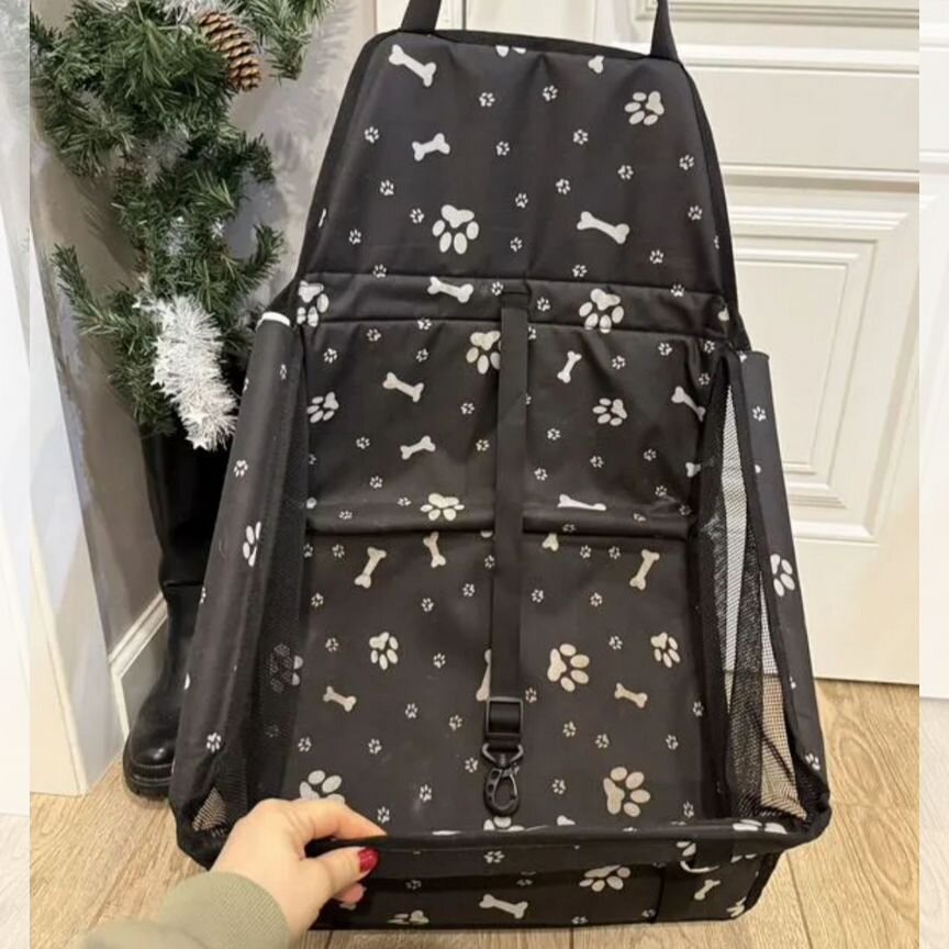 Автокресло для собак в машину