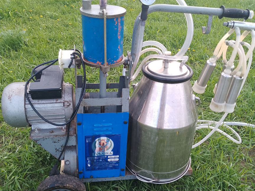 Доильный аппарат для коров и коз "Доюшка"