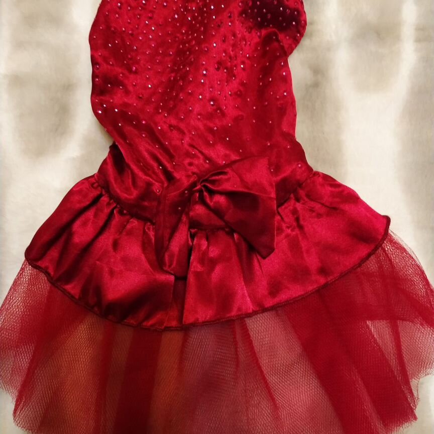 Платье для маленьких питомцев