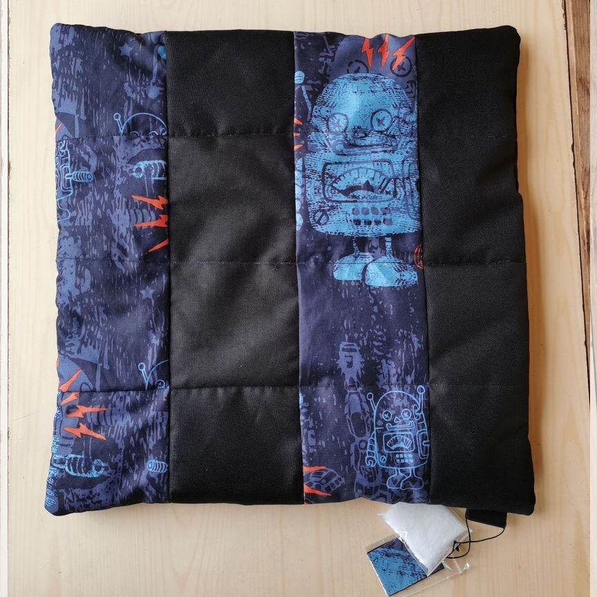 Лежанка, коврик, матрас для маленькой собаки