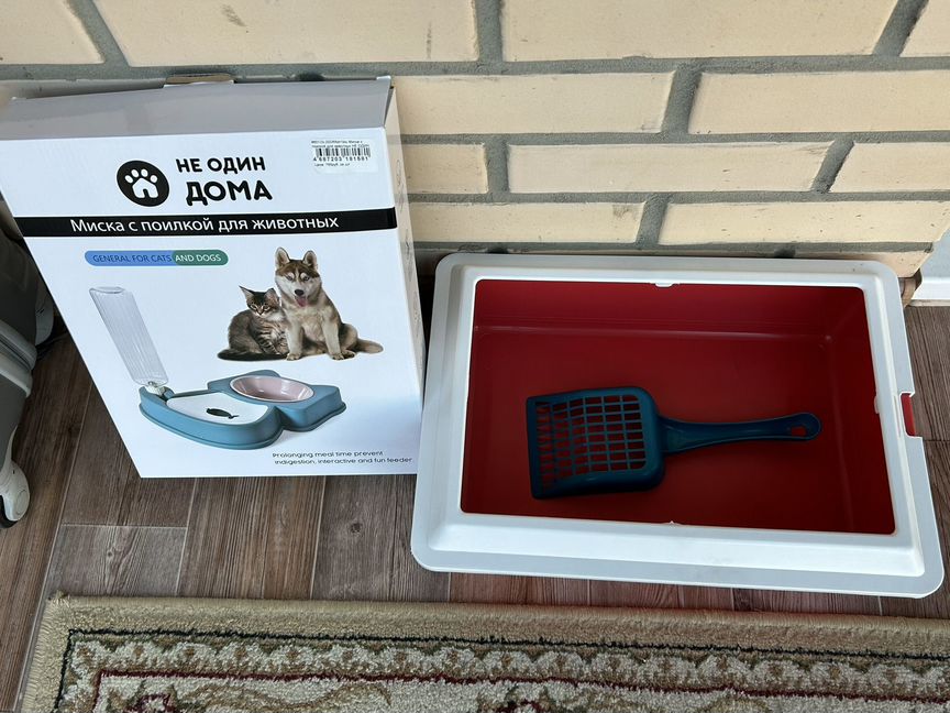 Миски и лоточек для котов