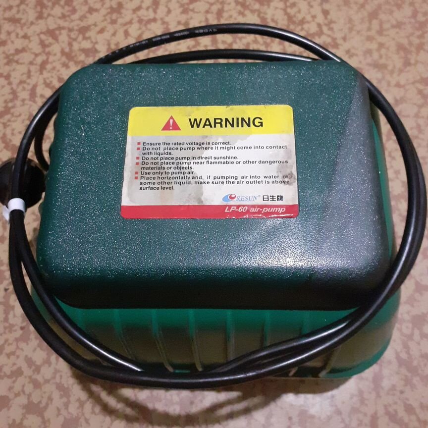 Два компрессора и три стерилизатора