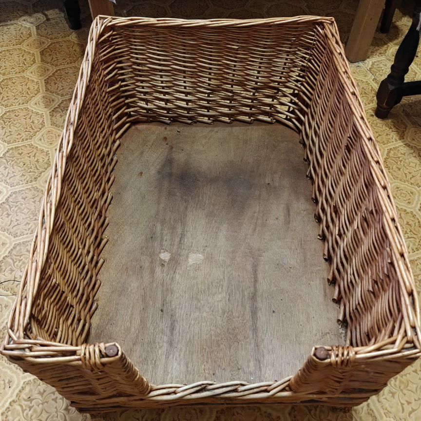 Корзина лежанка для животных