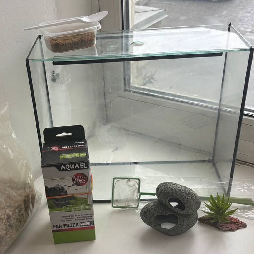 Аквариум 19 литров   комплектующие