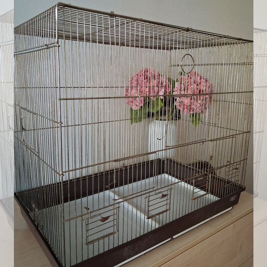 Клетка для птиц большая б\у
