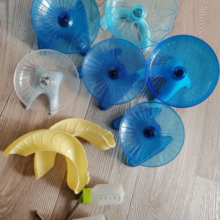 Беговые тарелки, поилки, горки