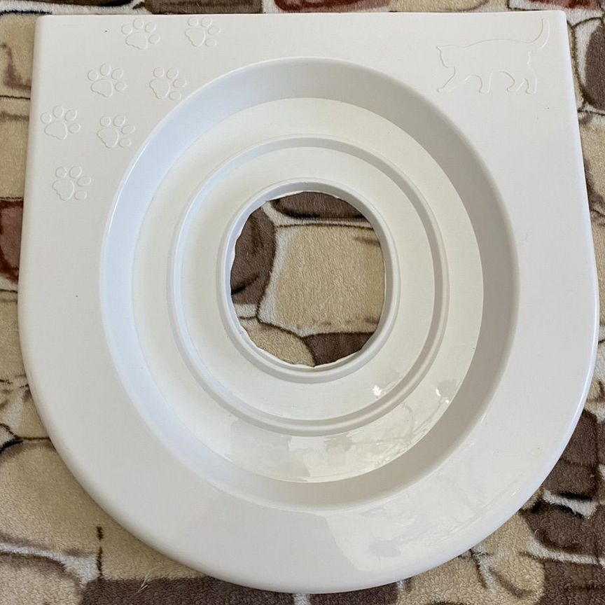 Система приучения кошек к унитазу