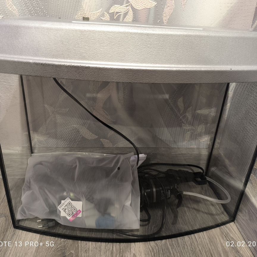 Аквариум с комплектующими