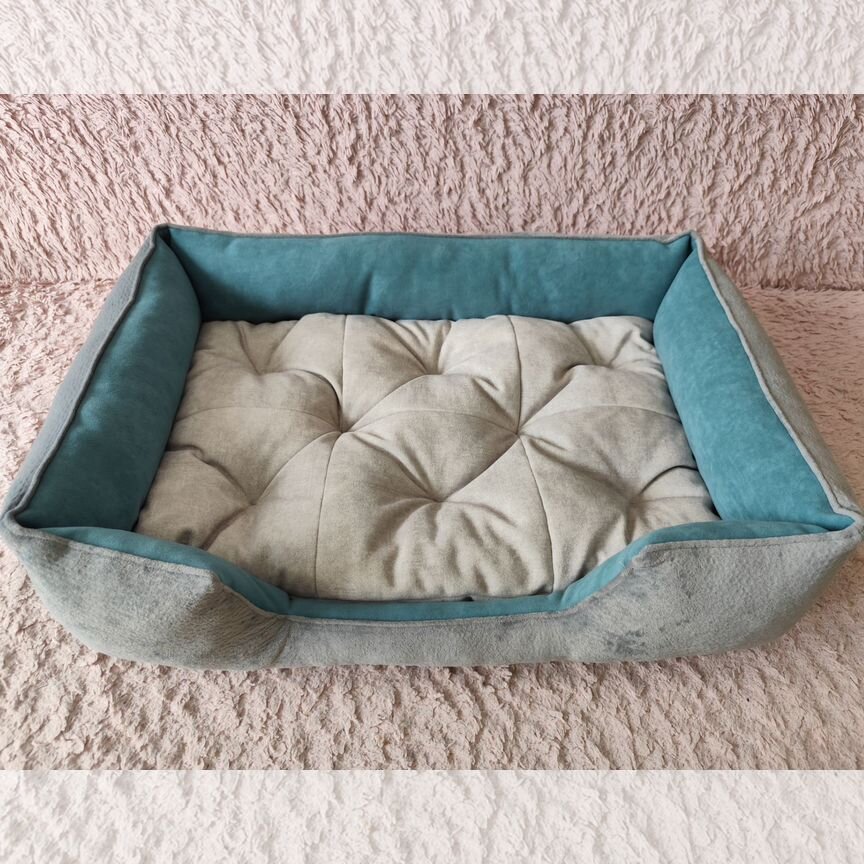 Лежанка для собак и кошек