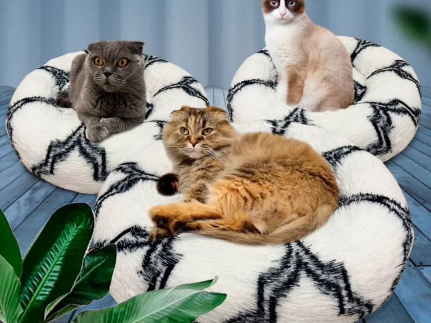 Лежанка для кошек и собак