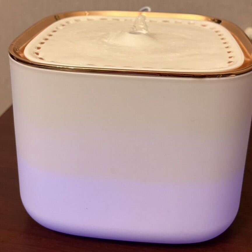 Фонтан поилка для кошек